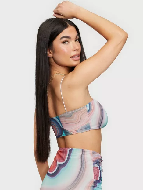 Osta Nelly Mesh Print Crop Top - Sinikuviollinen | Nelly.com Osta Nelly Mesh Print Crop Top - Sinikuviollinen | Nelly.com